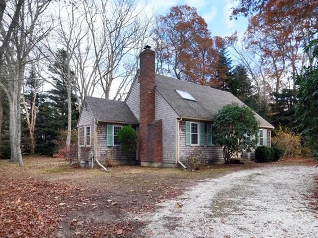 6 Hathorne Ln, Orleans, MA 02653