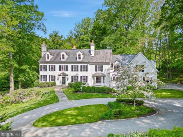 6 Hearth Ln, Wilmington, DE 19807