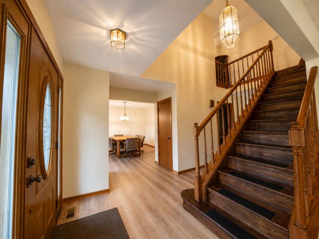 6 Heather Lane