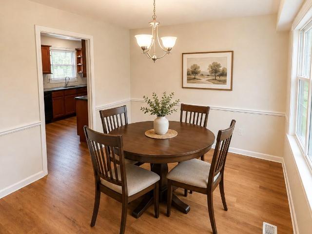 6 Hepburn Lane