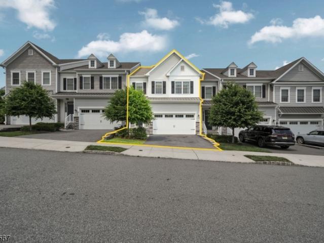 6 Hickory Ct