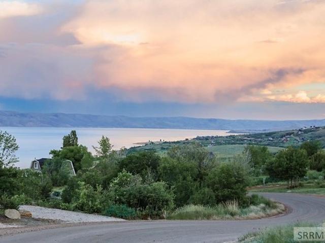 6 Hickory Ln, Fish Haven, ID 83287