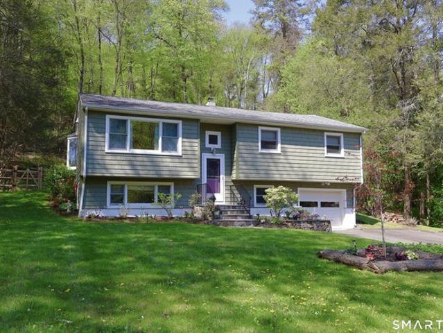 6 Hillside Ct, Brookfield, CT 06804