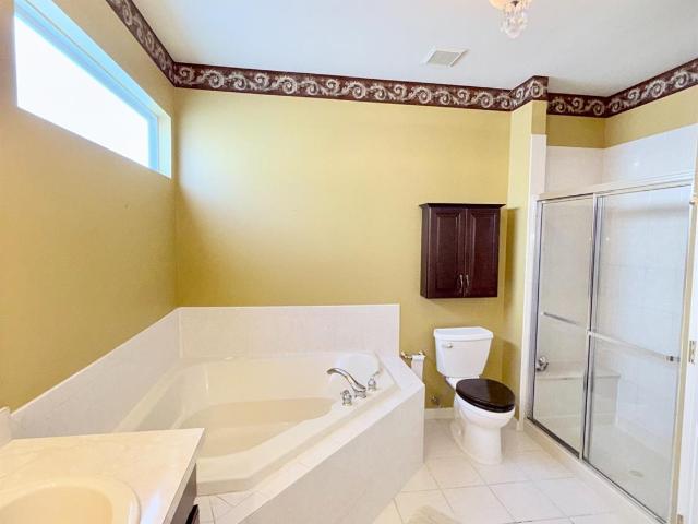 6 Holly Manor Ct, Helmetta, NJ 08828 | MLS #2617 R