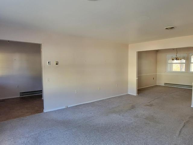 6 Holyoke Court