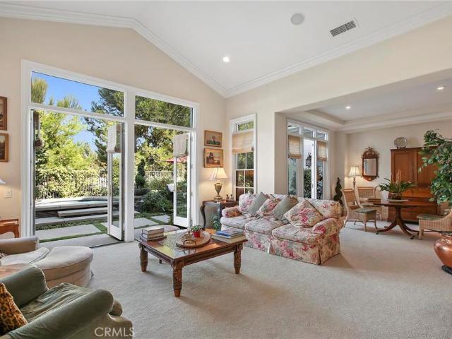 6 Ironwood Drive