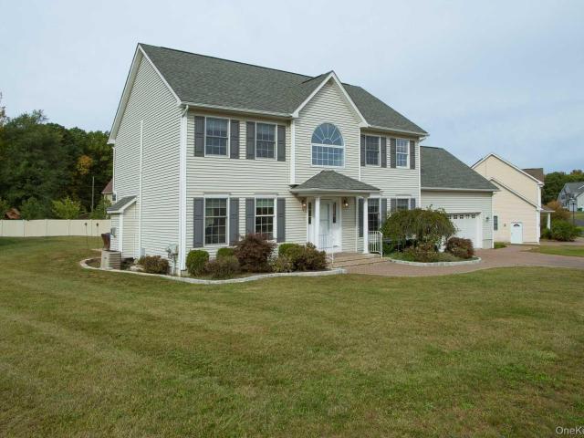 6 Jamil Ct, Poughkeepsie, NY 12603 | MLS #968158 | Compass
