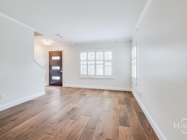 6 Jasmine Court