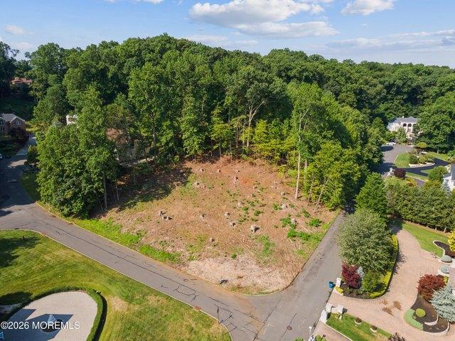 6 Jason Ct, Holmdel, NJ 07733