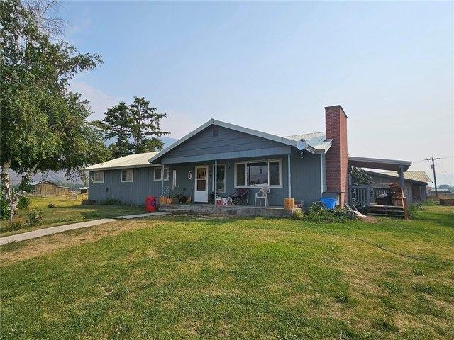 6 Jennings Rd, Oroville, WA 98844