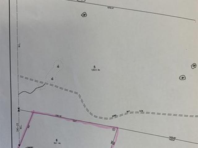 6 Jennings Rd, Colebrook, NH 03576