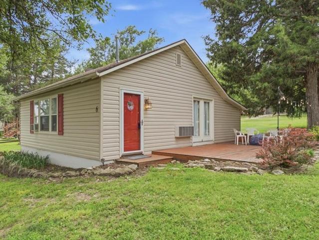 6 Jerome St, Marion, KS 66861