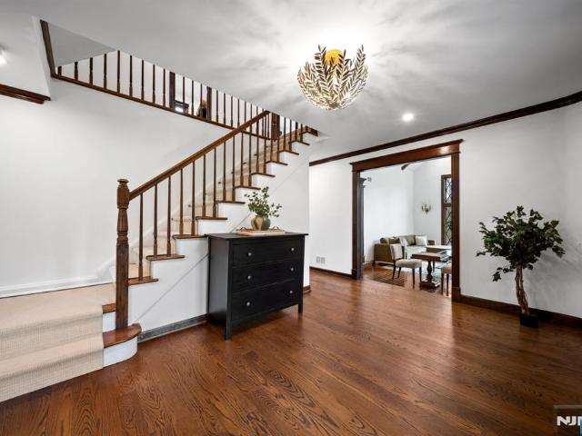 6 Jonathan Smith Road