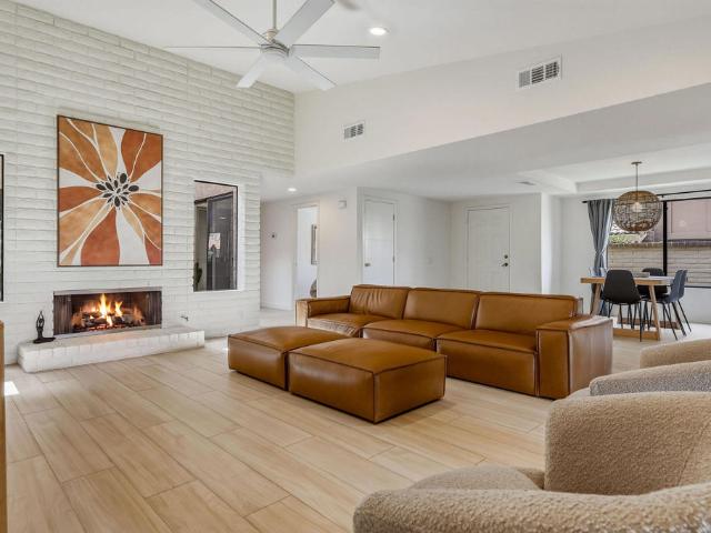 6 Joya Drive