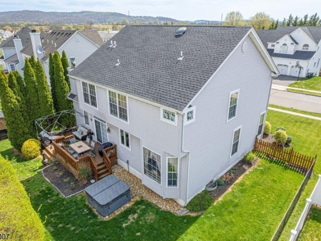6 Kyle Dr