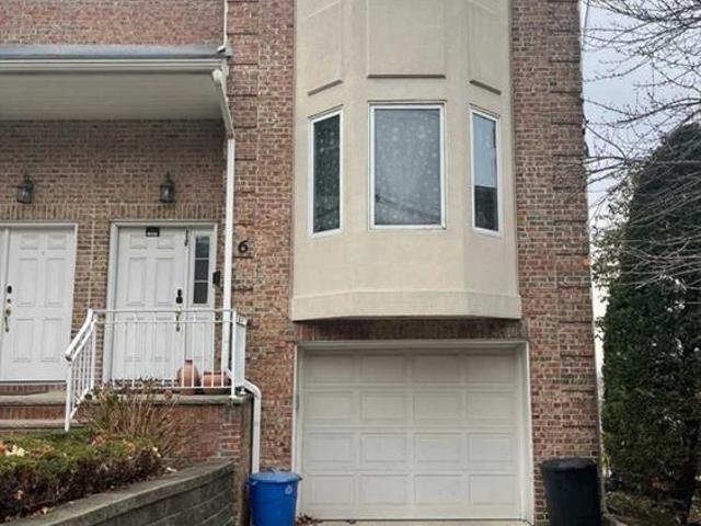 6 Kathleen Court