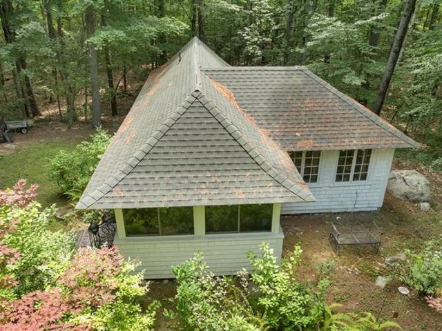 6 Kehonka Hill Rd, Wolfeboro, NH 03894