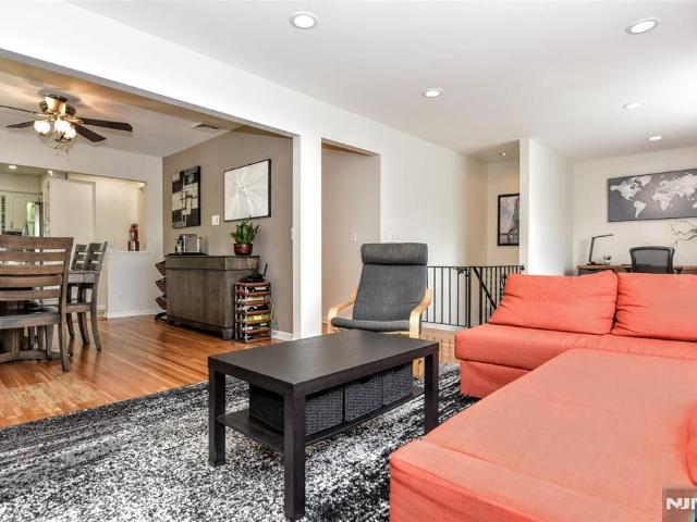 6 Kime Avenue