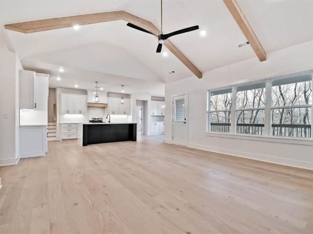 6 Kintyre Place