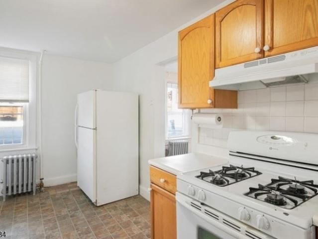 6 Lackawanna Pl, Unit 2F, South Orange, NJ 07079 | MLS #4017 | Compass