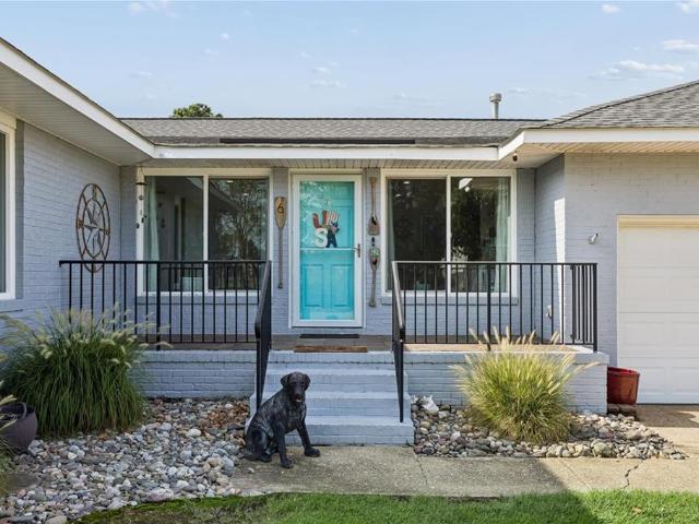 6 Lakeview DR