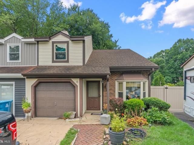 6 Lanford Rd, New Castle, DE 19720