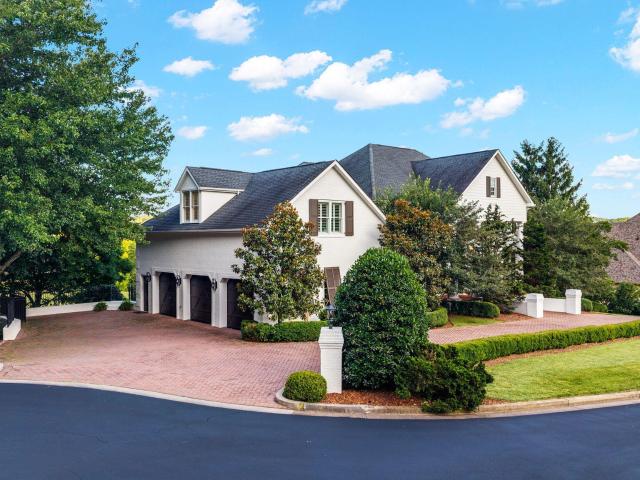 6 Laurel Trace