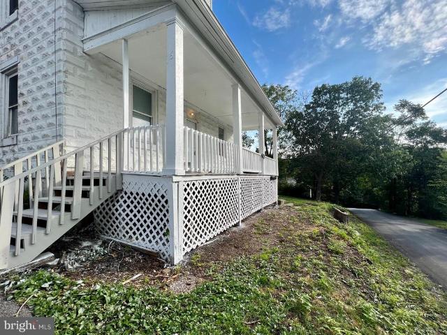 6 Laurel Hill Lane # 1