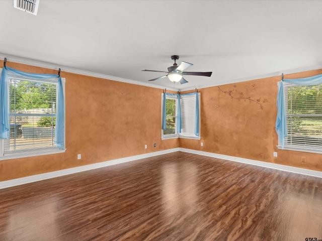 6 Lindsey Ln, Longview, TX 75601 | MLS #26009
