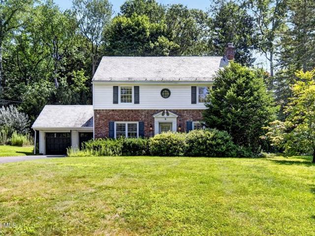 6 Loudon Pkwy, Loudonville, NY 12211