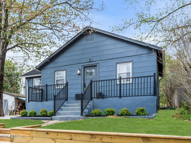 6 Passaic Drive