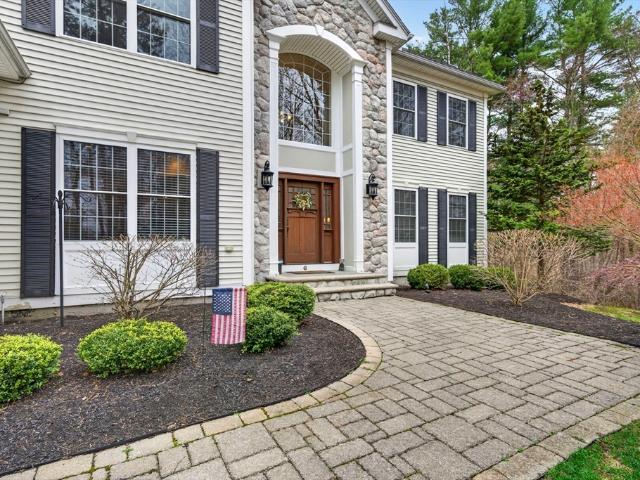6 Patrick Way, Methuen, MA 01844 | MLS #73508 | Compass