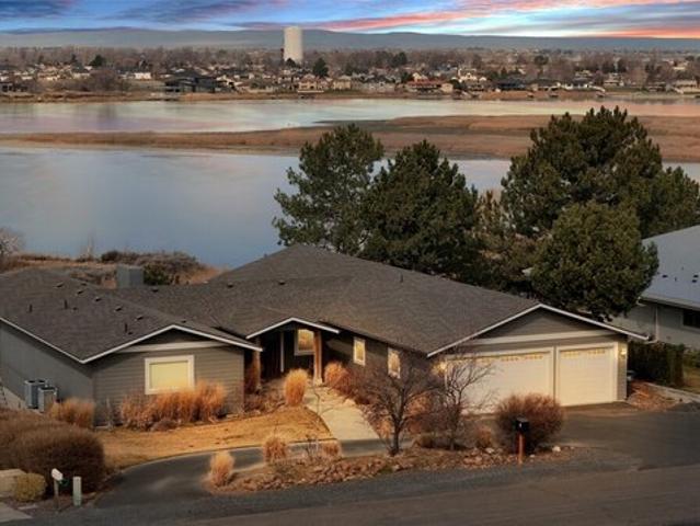 6 Pelican Pl SE, Moses Lake, WA 98837