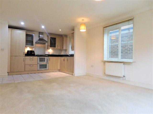 6 Periwood Crescent UB6, 2 bed flat to rent, £1,950 pcm | PrimeLocation