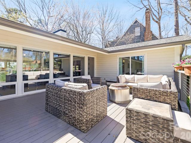 6 Pine Knoll Drive