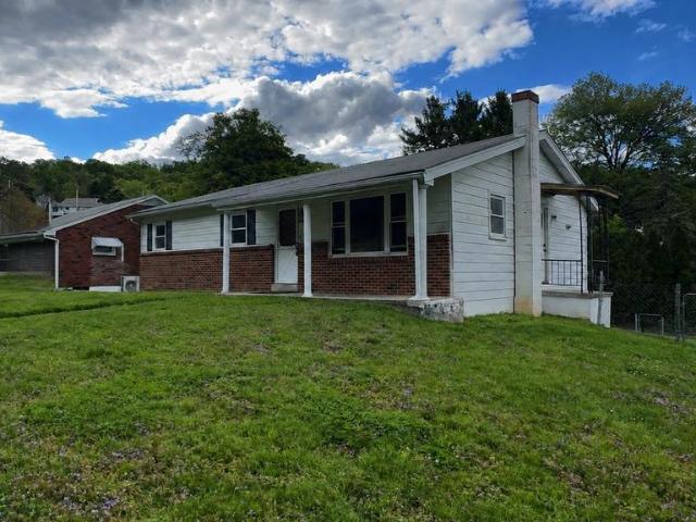 6 Pine Park Drive