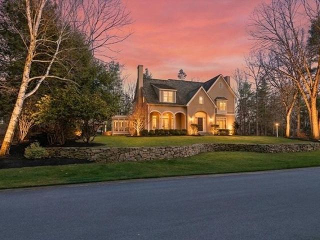 6 Preservation Way, Medfield, MA 02052