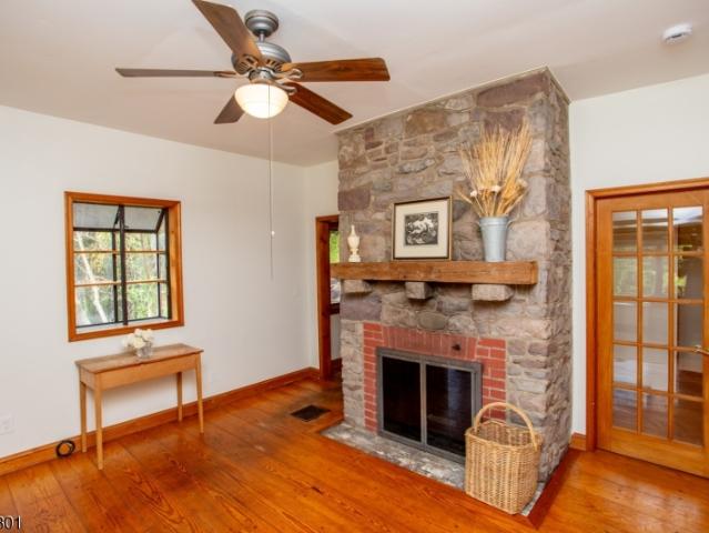 6 Quarry Rd