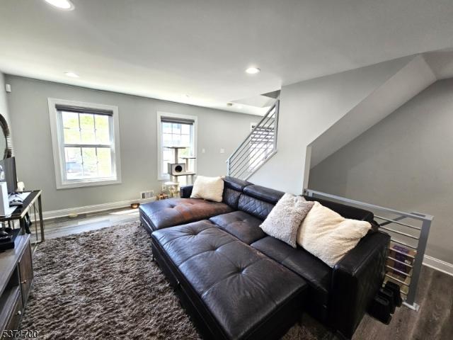 6 Rutgers Dr, Newark, NJ 07103 | MLS #4004
