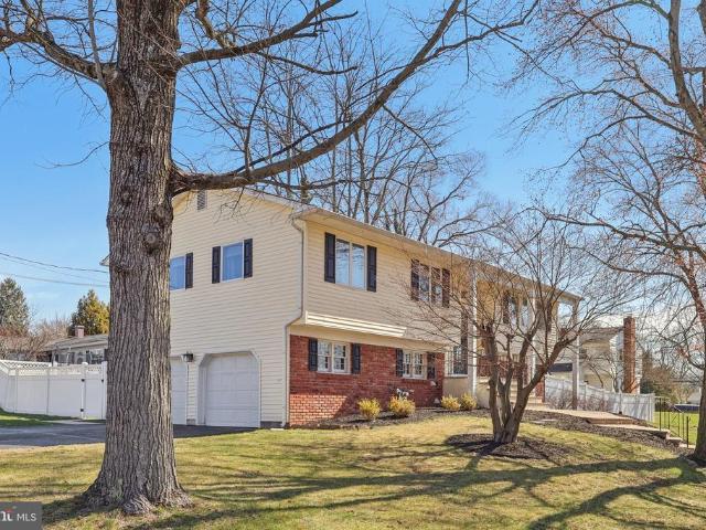 6 Rydal Drive
