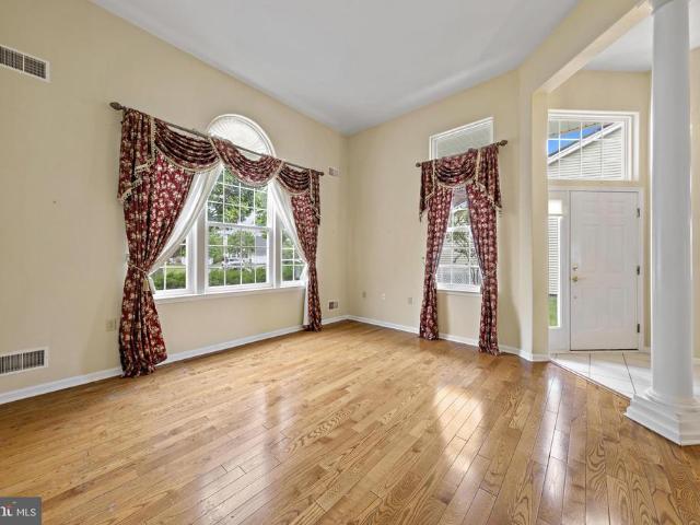 6 Rapids Court