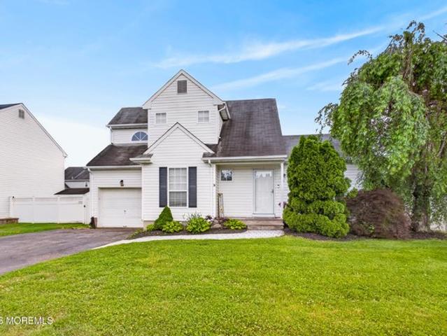 6 Red Maple Dr, Brick, NJ 08724