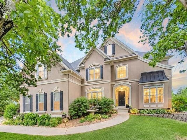6 River Ridge Ter, Saint Joseph, MO 64507