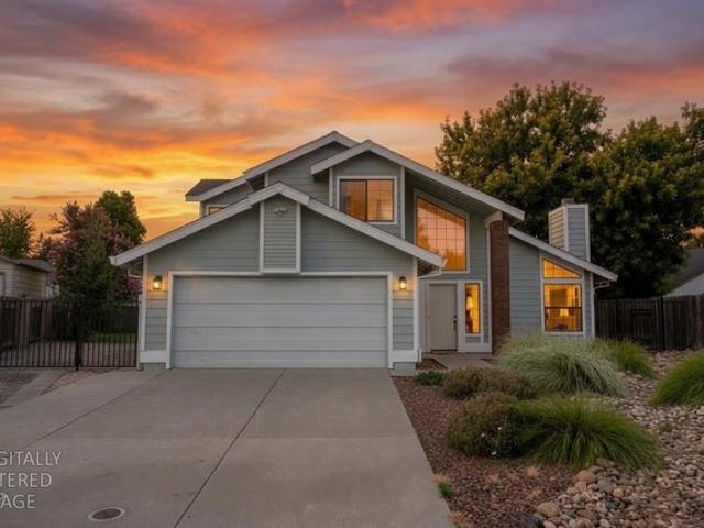 6 River Village Ct, Sacramento, CA 95831