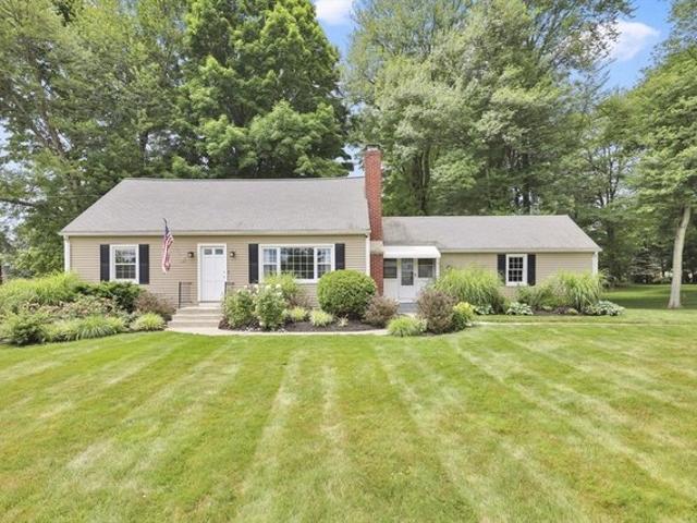 6 Rogers Rd, East Longmeadow, MA 01028