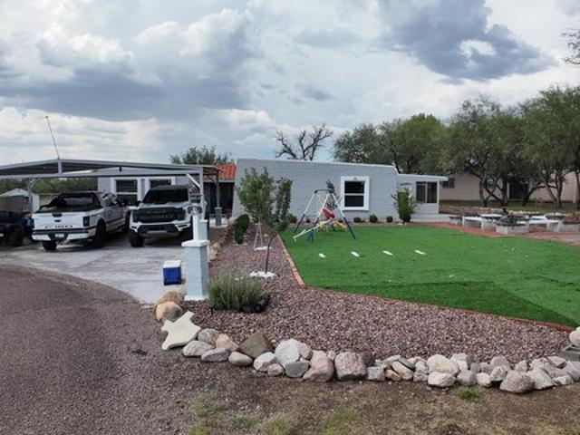 6 Rodeo Ct, Nogales, AZ 85621