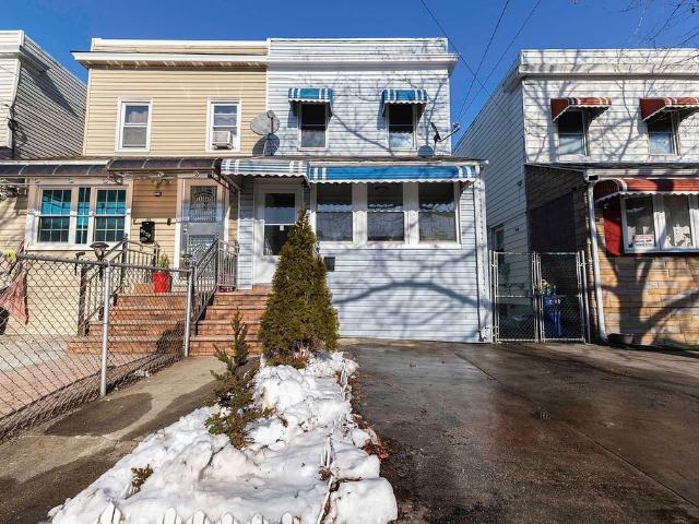 6 room luxury Detached House for sale in 90 31 185th Street, Queens Village, Queens, New York