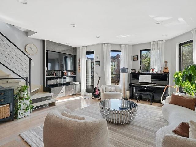 6 room luxury Townhouse for rent in Brooklyn, United States