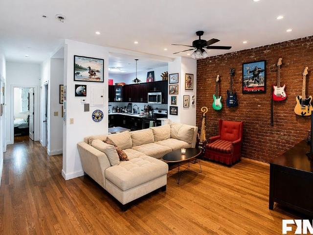 6 room luxury Townhouse for rent in Brooklyn, New York