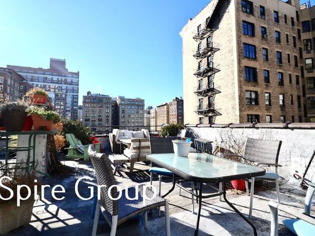 6 room luxury Townhouse for rent in New York, United States